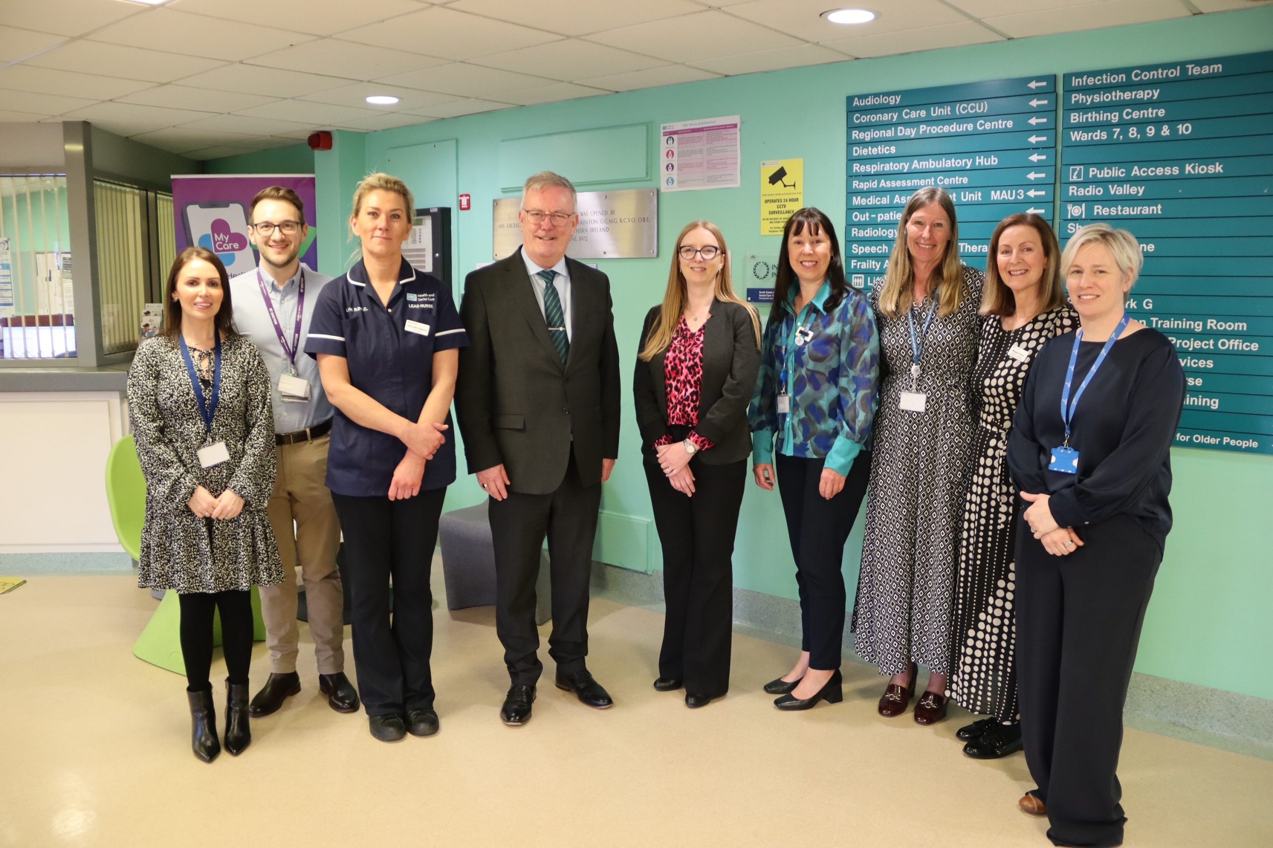 Health Minister Praises Lagan Valley’s Regional Day Procedure Unit and ...