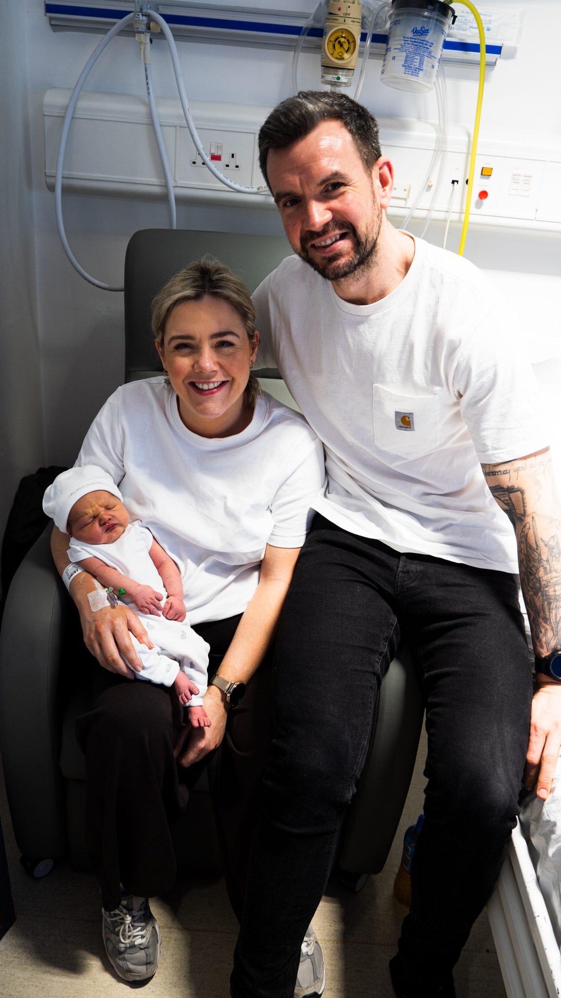 FAMILIES WELCOME EGG-STRA SPECIAL EASTER DELIVERIES AT ULSTER HOSPITAL ...